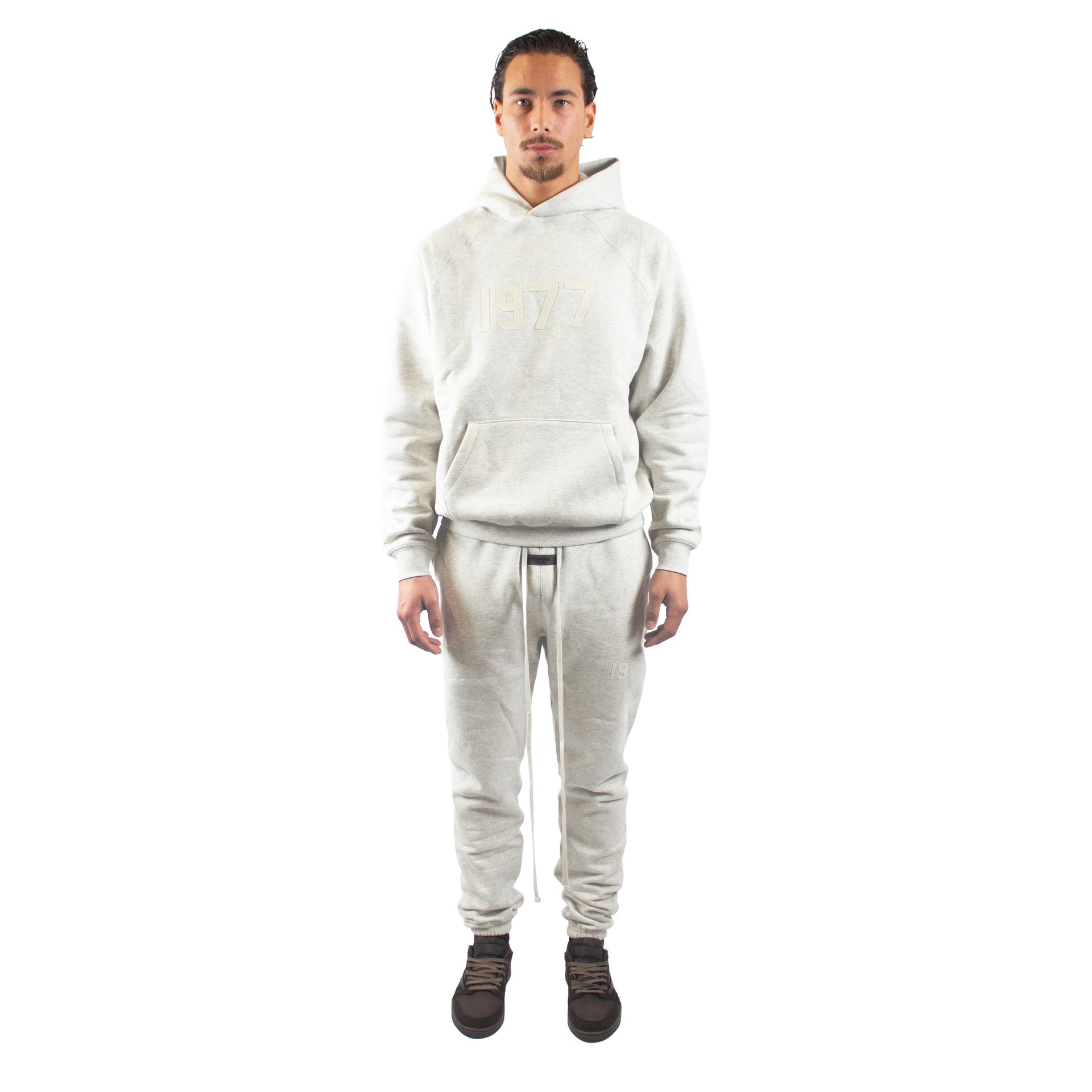 Fear of God Essentials 1977 Light Oatmeal Set – sneakrflow